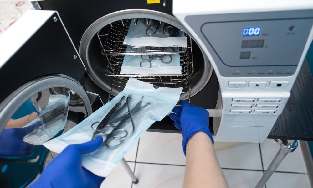 7 Tips for Sterilizing Medical Instruments